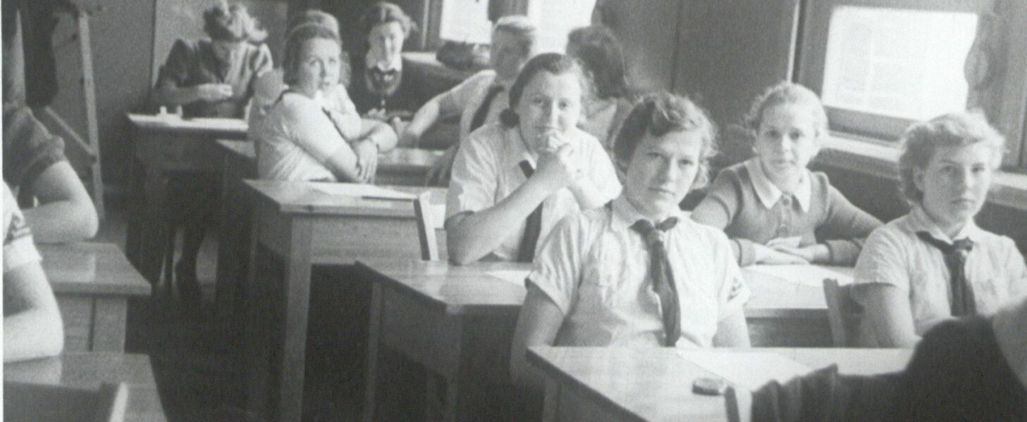 Schule unterm Hakenkreuz - Geschichtsbuch Hamburg